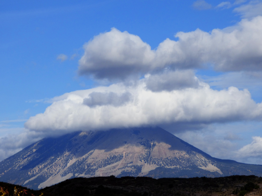 Cap cloud, October 18, 2015, 10:34 am, near La Veta CO. - Flow ...