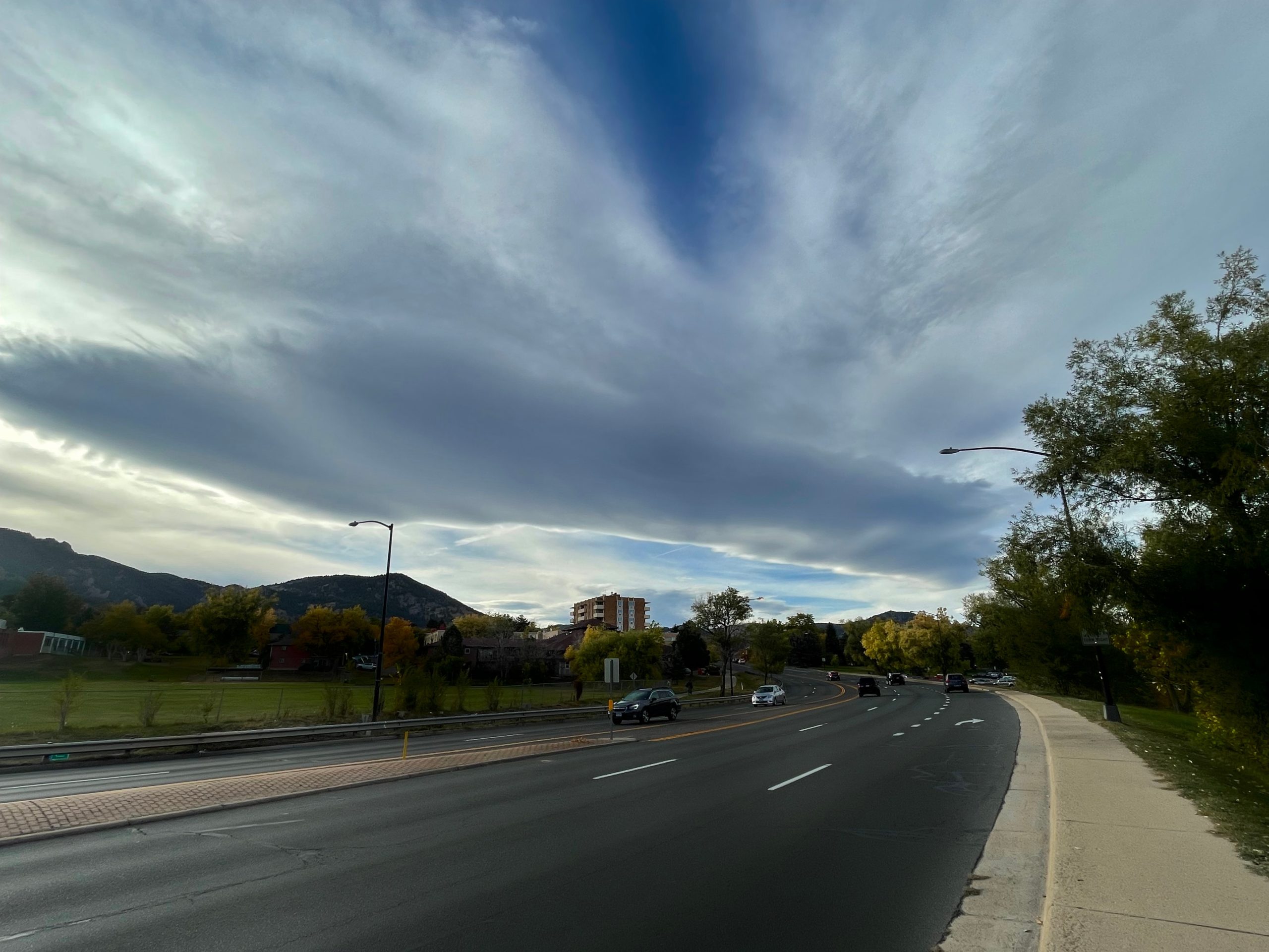 Jon Laxdal // Cloud 2 - Flow Visualization