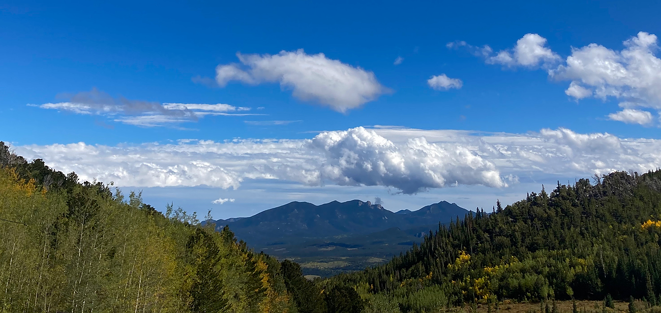 Ella McQuaid // Clouds First - Flow Visualization