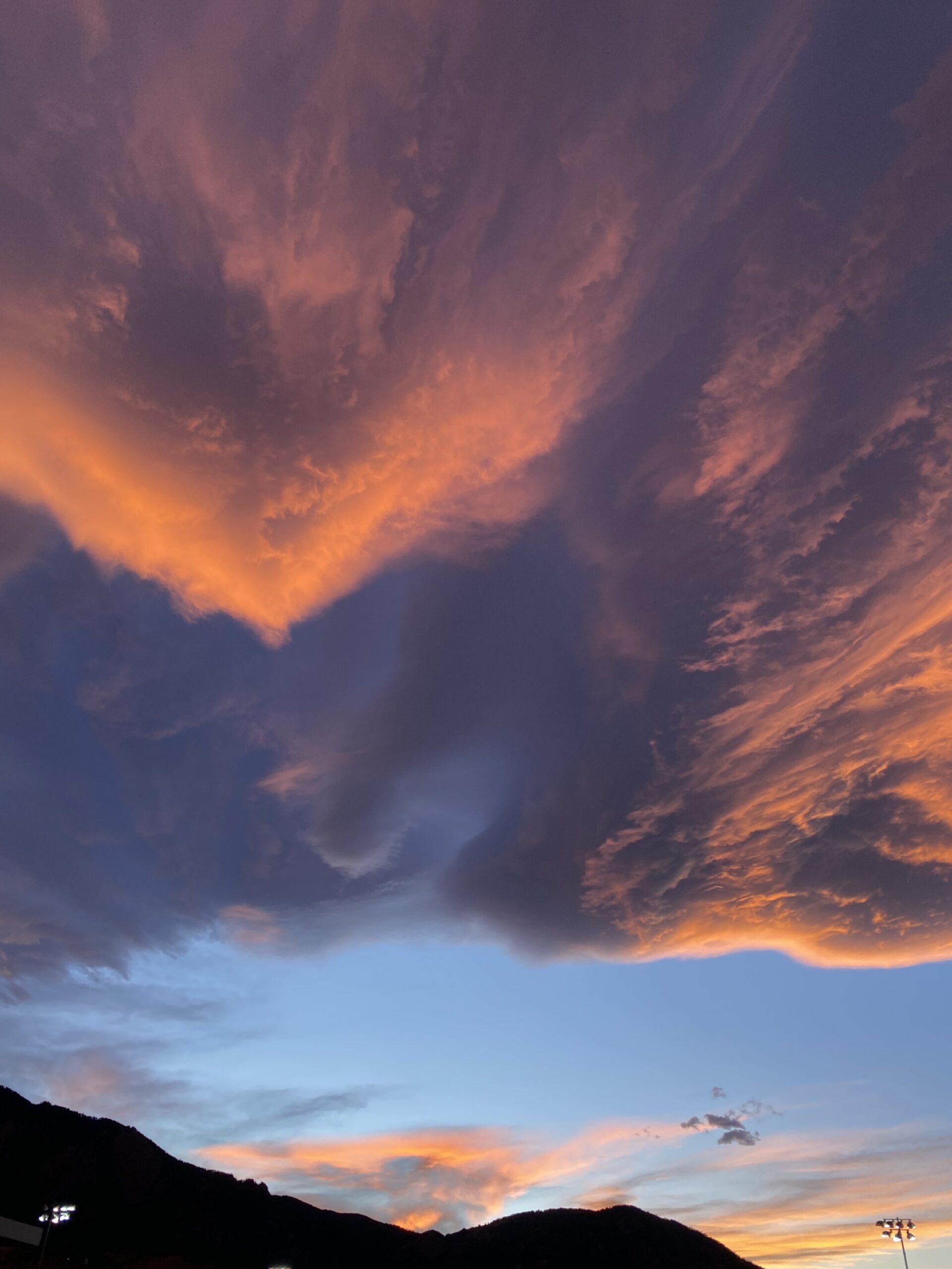 Clouds First – Ari Matrajt - Flow Visualization