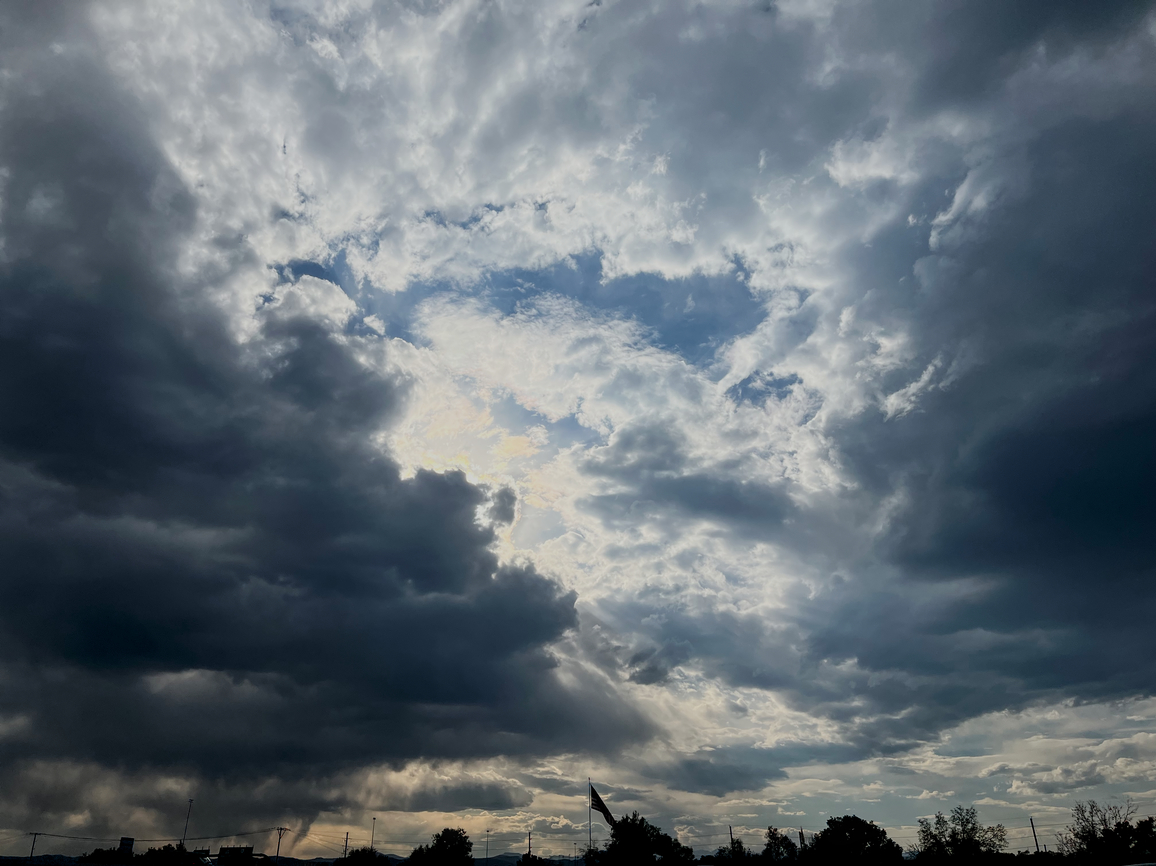 Clouds First: Non Stable Clouds - Flow Visualization