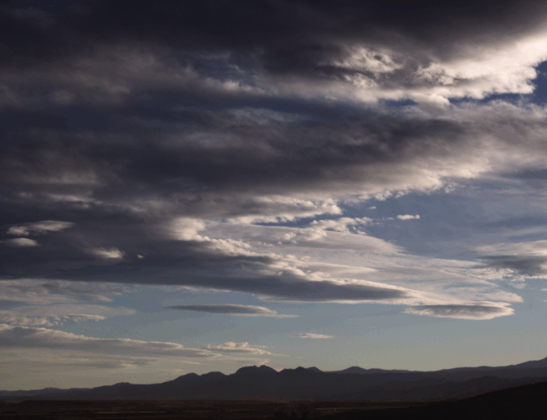 Stratocumulus and Cirrostratus Above the Front Range – Flow Visualization